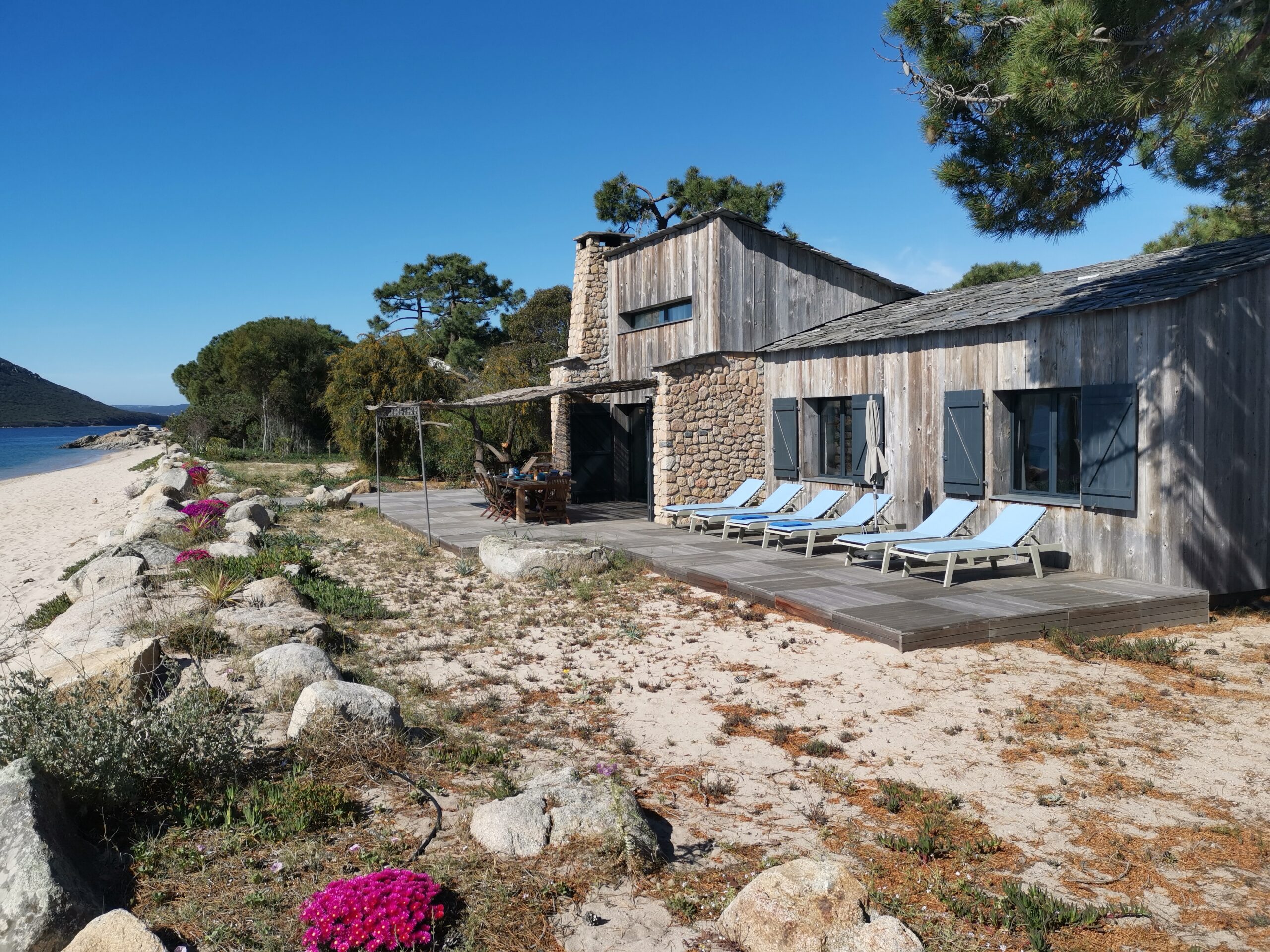 Cala Rossa - Corsica-Villas.com